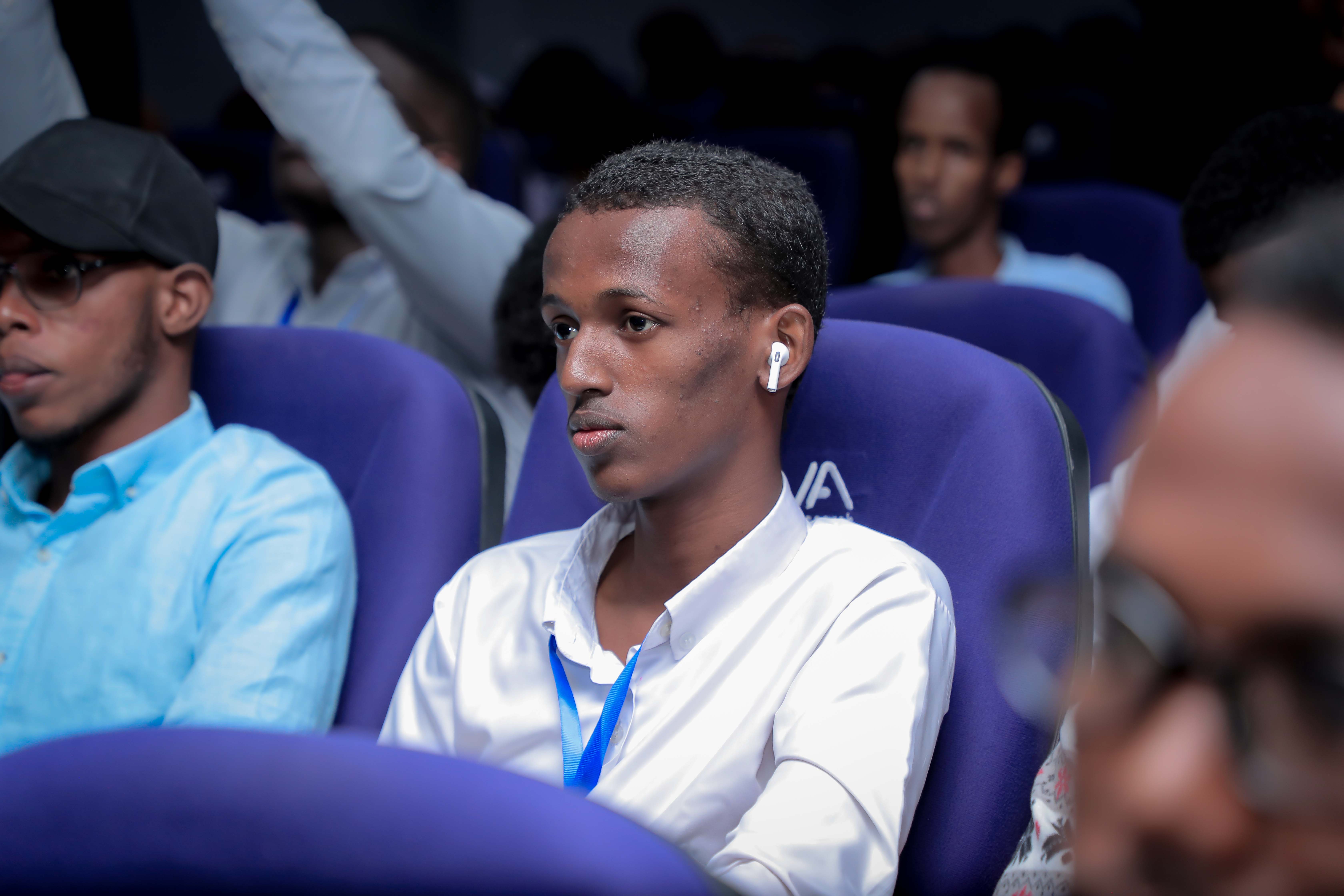 About Malik Yakub (Eng Yakub) | Software Engineer & UI/UX Designer